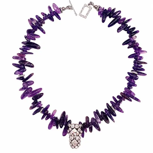 Way To Chic Amethyst Necklace And Crystal Pendant - Purple