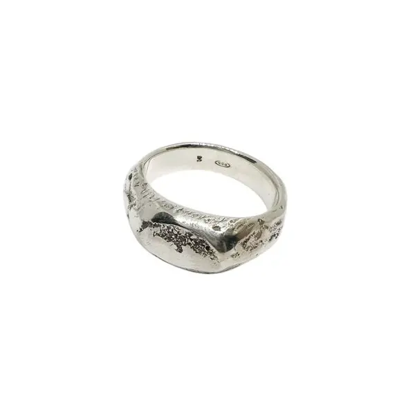 TG-JEWELLERY BY TAMARA GERVASIO Silver / Black Ridge Signet Ring – Recycled Sterling Silver Sand Cast - Silver/black