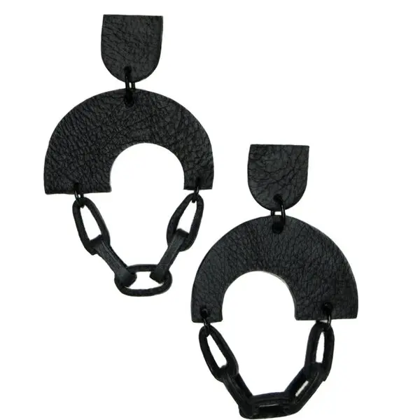 WAIWAI Leather Chain Earrings - Black