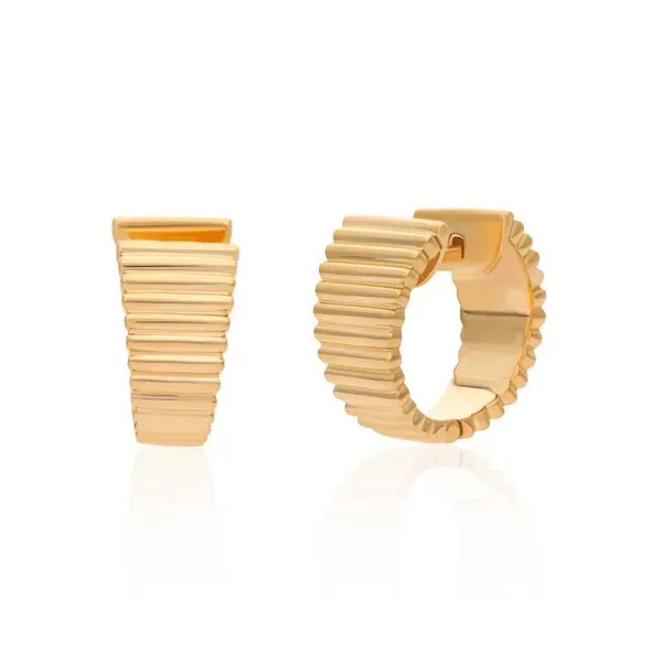 PREETI SANDHU Ridged Vermeil Huggies - Gold