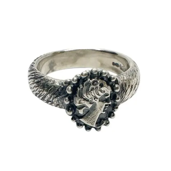 TG-JEWELLERY BY TAMARA GERVASIO Silver / Black Cameo Muse Ring – Handcrafted Sterling Silver-one Of A Kind - Silver/black