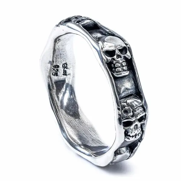 GERMAN KABIRSKI Lamia Ring With Skull Design - Silver