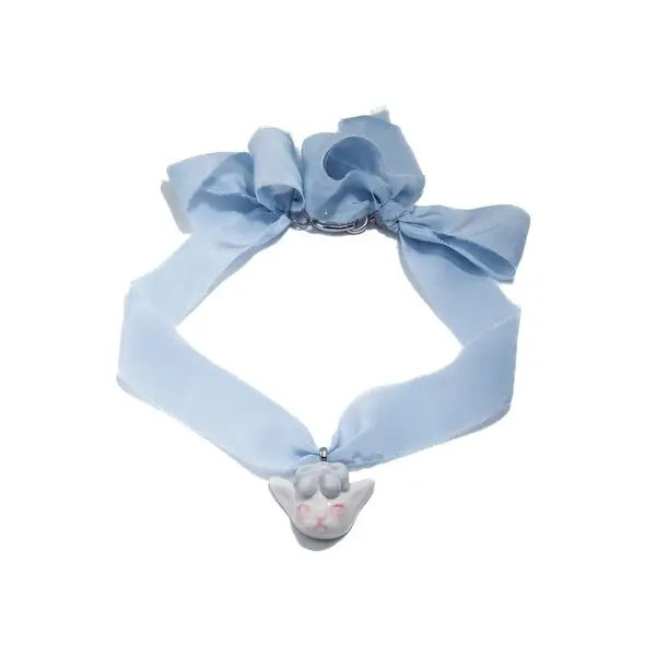 H2 STUDIO White / Blue Angry Puss Baby Blue Silk Necklace Bowtie Cat - White/blue