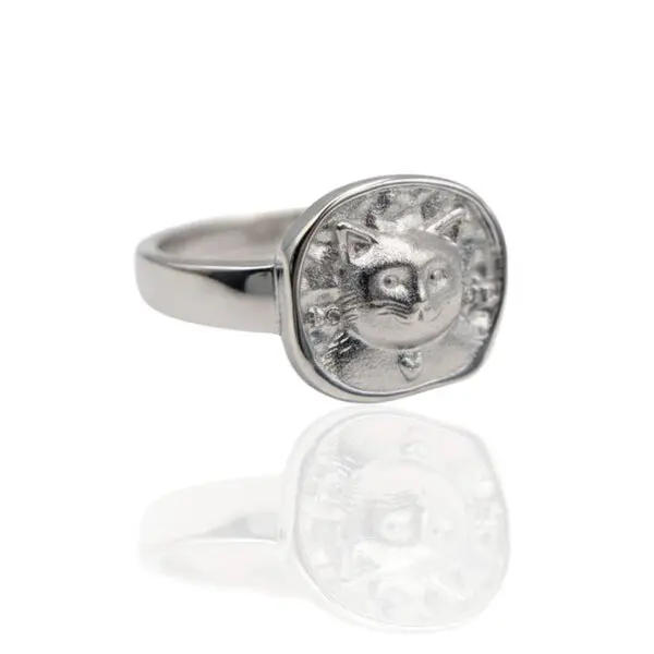 FRENVYRN Sterling Lars Cat Coin Signet Ring - Silver