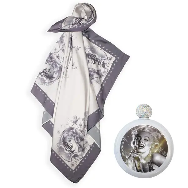 BLACK CAKE Marilyn Diamonds & Roses Bandana Scarf - White