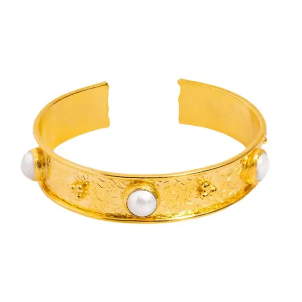 EBRU JEWELRY Gold / White Pearl & Gold Boho Chic Cuff Bracelet Gold - Gold/white