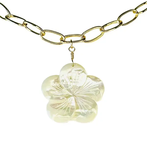 LEXI JEWELRY Mother Of Pearl Sea Flower Necklace - Gold