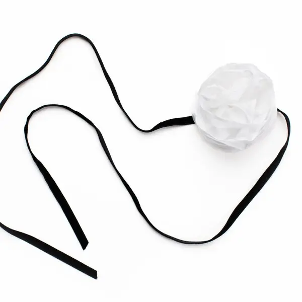 AZIMA MUSAYEVA Na Choker - White