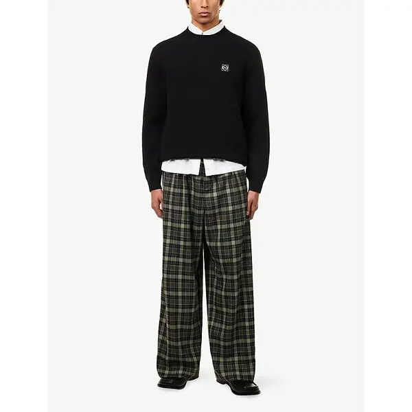 Loewe Crewneck Wool Jumper With Anagram Embroidery - Black