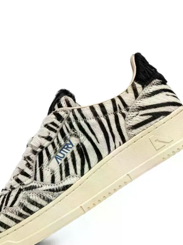 AUTRY Medalist Easeknit Sneakers