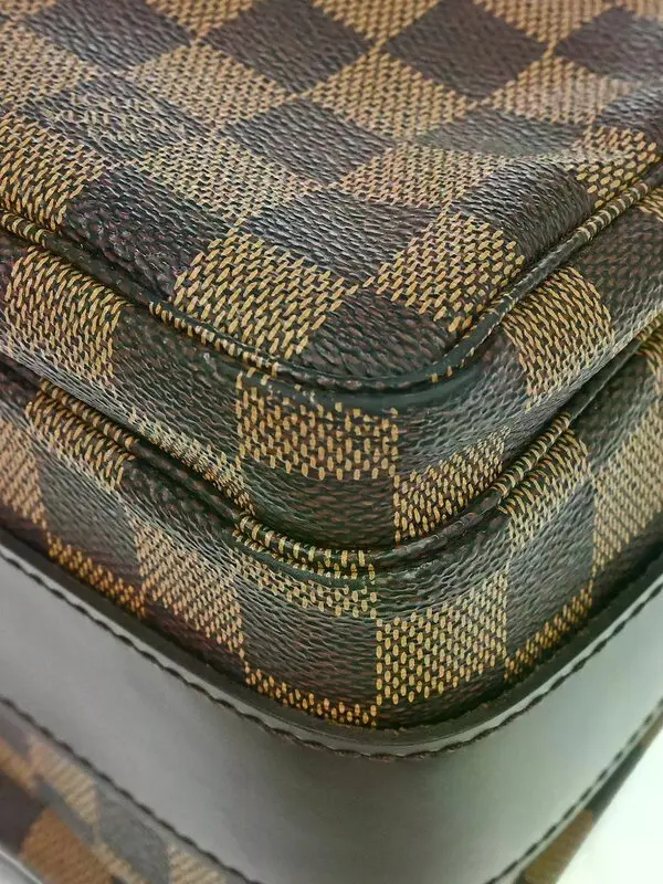 LOUIS VUITTON 2004 Naviglio Damier Cross Body Bag