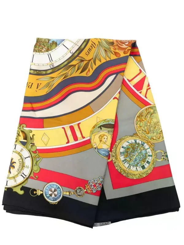 Hermès 20th Century Parmi Les Fleurs Je Compte Les Heures Silk Scarf 90 Scarves - Grey