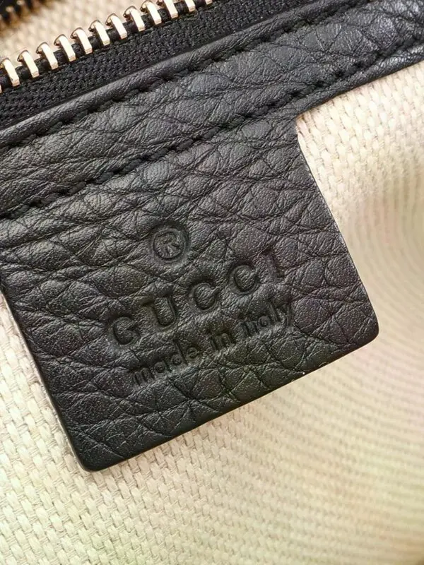 Gucci 2016-2026 Leather Soho Chain Shoulder Bag - Black
