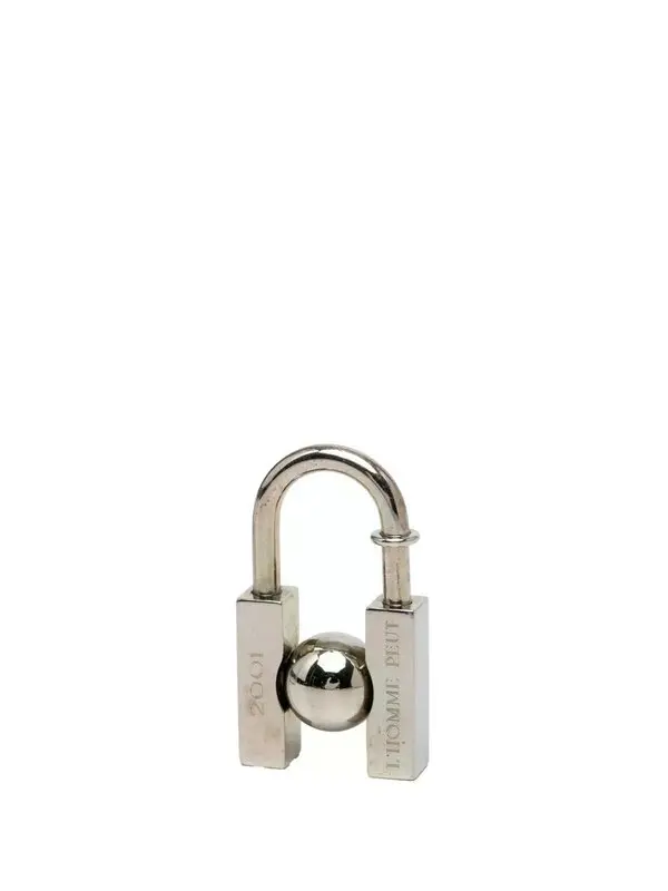 Hermès 2001 Palladium Plated L Homme Peut Embellir La Terre Cadena Charm - Silver