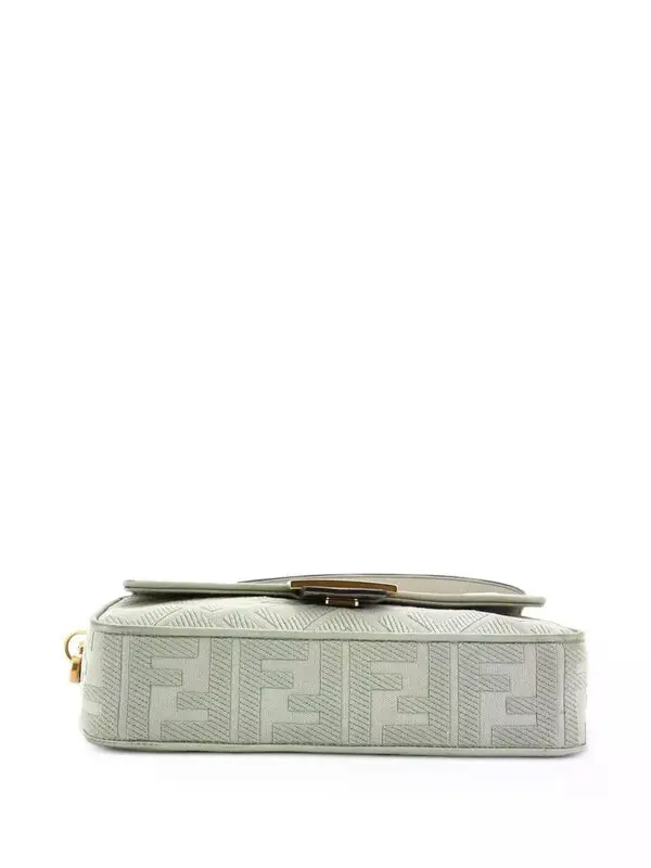 Fendi Baguette Nm Bag Zucca Embroidered Canvas Medium Shoulder Bag - Green