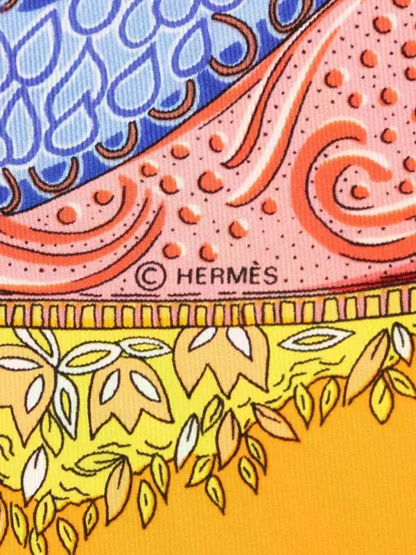 Hermès 1990-2010 Ombres Et Lumieres Silk Scarf 90 Scarves - Orange