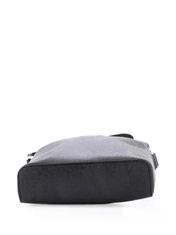 LOUIS VUITTON Anton Pochette Taiga Leather Crossbody Bag - Grey