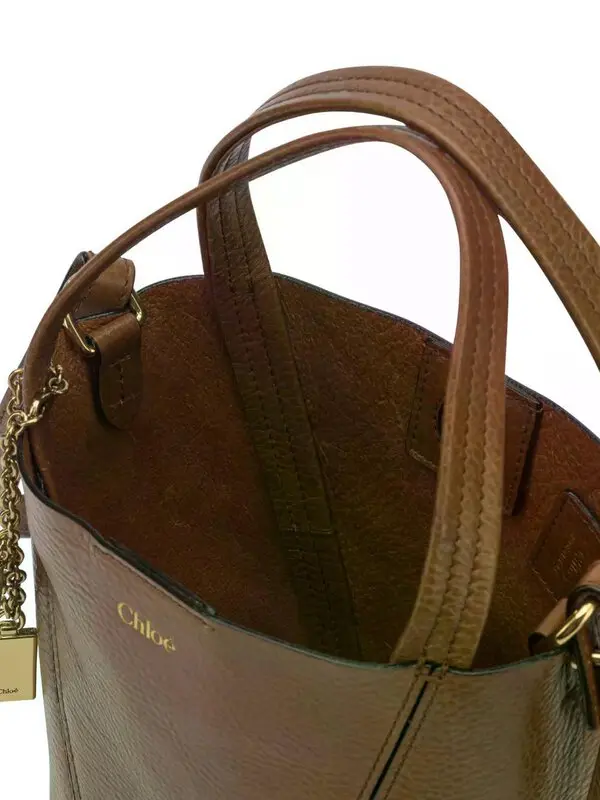 Chloé Spin Logo-print Grained Leather Tote Bag