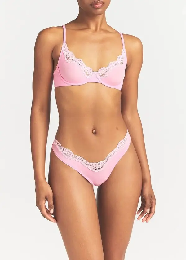 SKIMS Lace-trimmed Dipped Thong