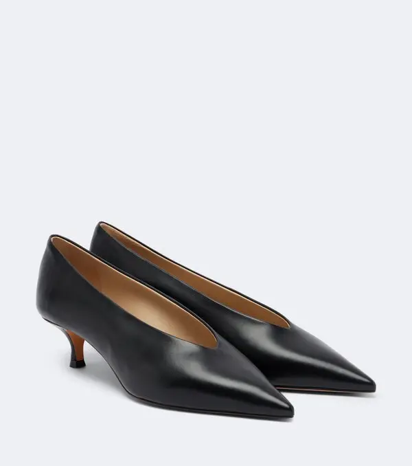 Le Monde Beryl Babouche Leather Pumps - Black