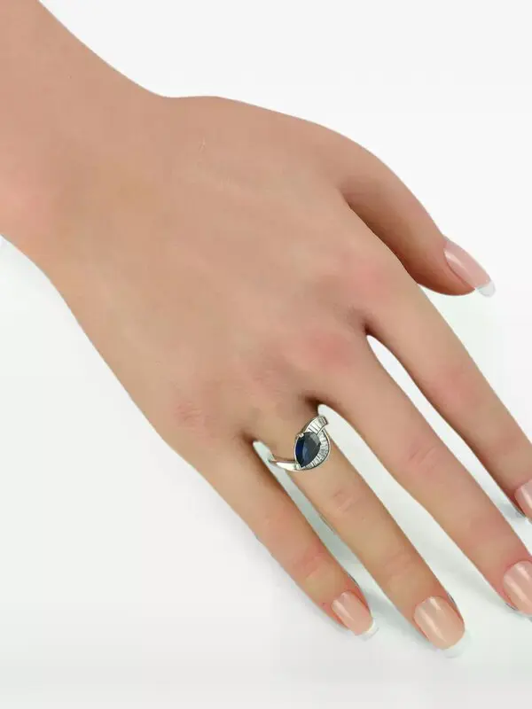 LB EXCLUSIVE Sapphire And Diamond Ring - Silver