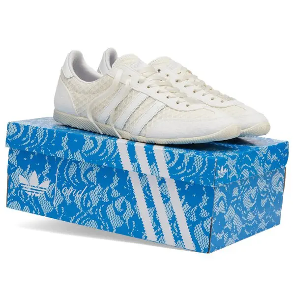 Adidas End. X Japan Og 'tying The Knot' Sneakers - White