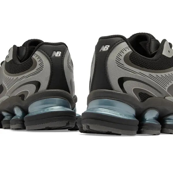 NEW BALANCE Abzorb 2000 Sneaker