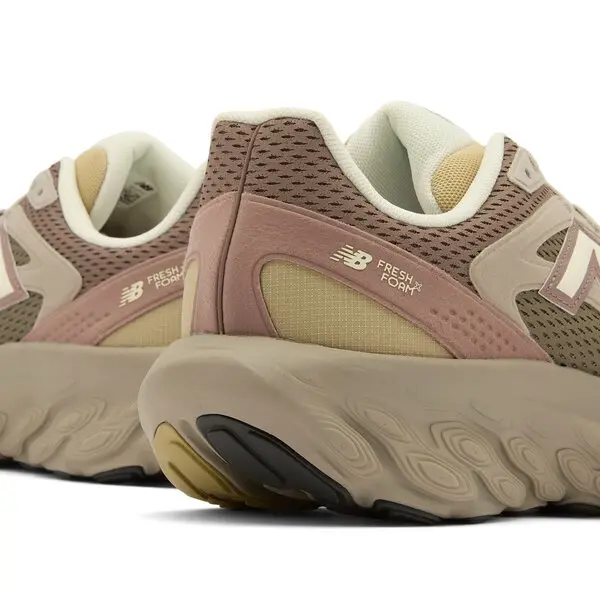 NEW BALANCE Freshfoam Sneaker