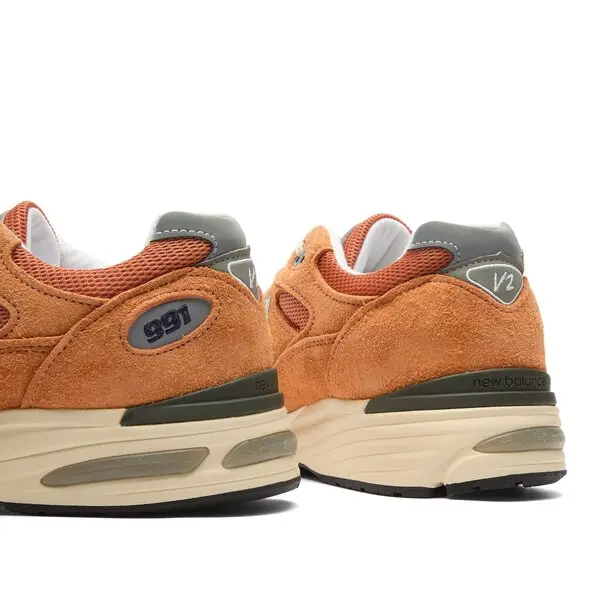 NEW BALANCE 991v2 Sneaker