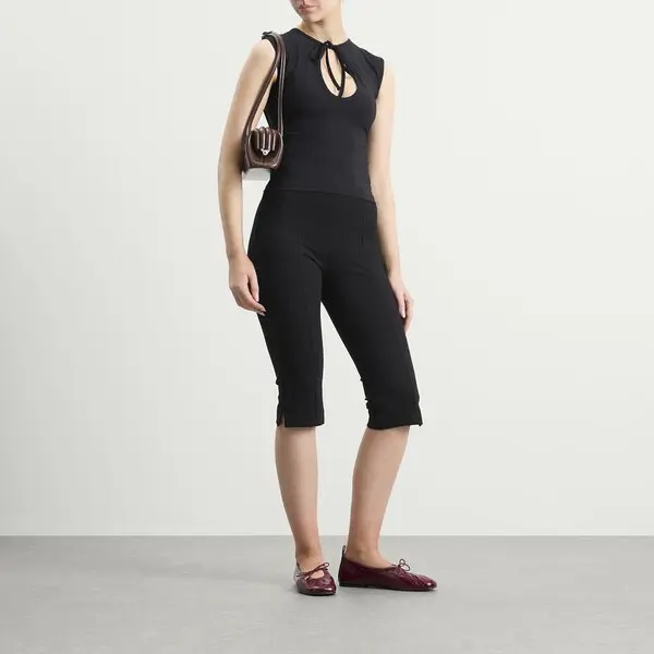 Good American Soft Stretch Ponte Pull On Capris