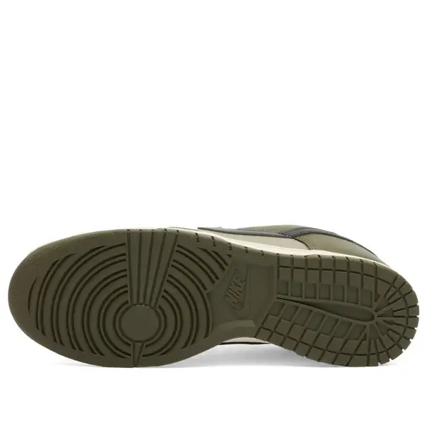 Nike Dunk Low Retro Bttys Sneaker