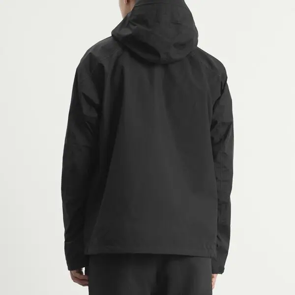 AND WANDER 2.5l Hiker Rain Jacket