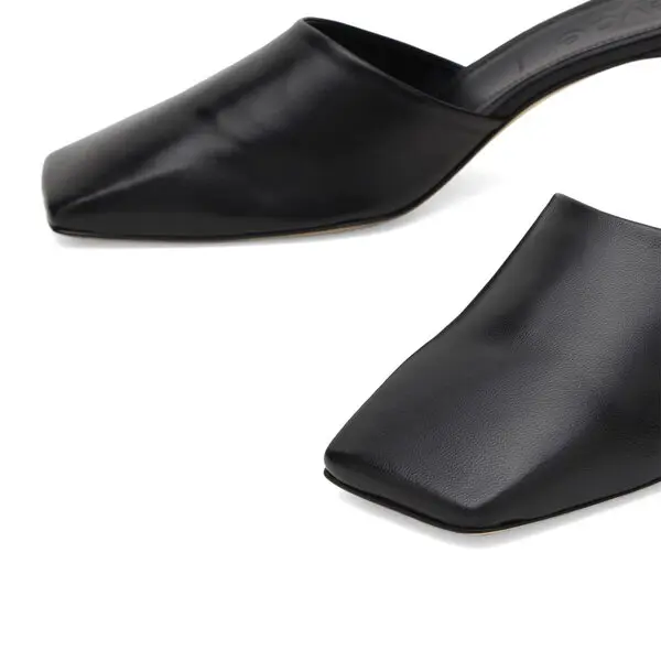 AeydĒ Blithe Square Toe Mules
