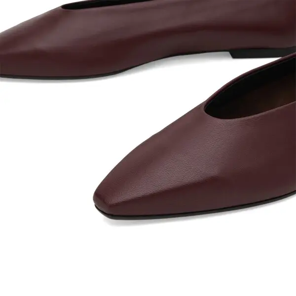 AeydĒ Betty Square Toe Ballet Flats