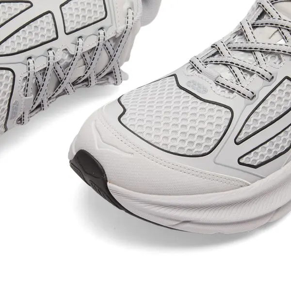 Hoka One One U Clifton One9 Sneaker