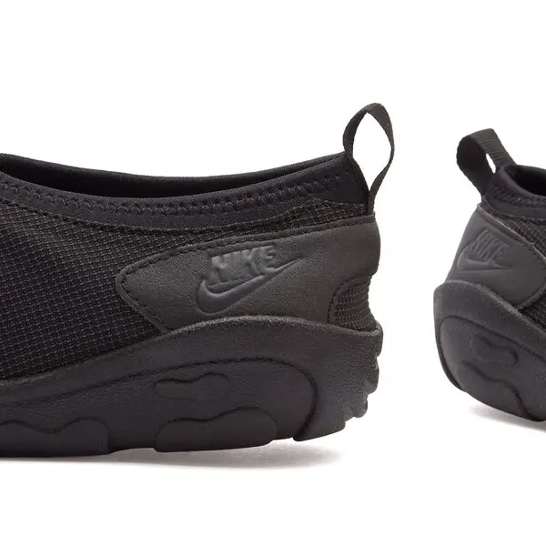 Nike Aqua Turf Sneaker