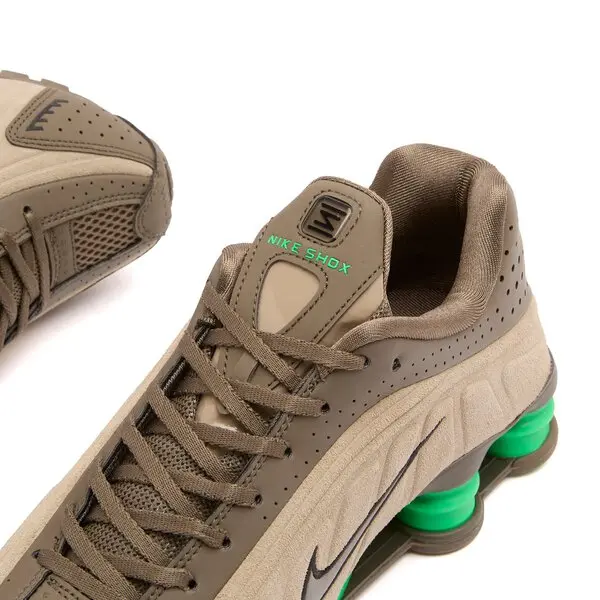 Nike Shox R4 Se W Sneaker