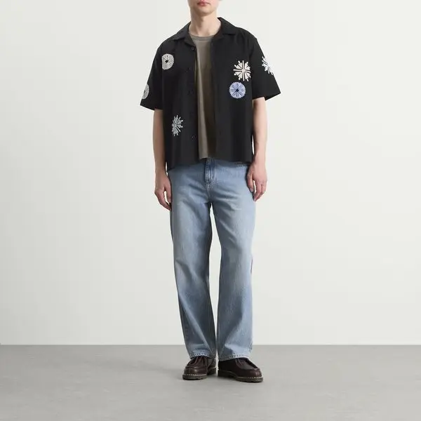 WAX LONDON Didcot Round Applique Vacation Shirt