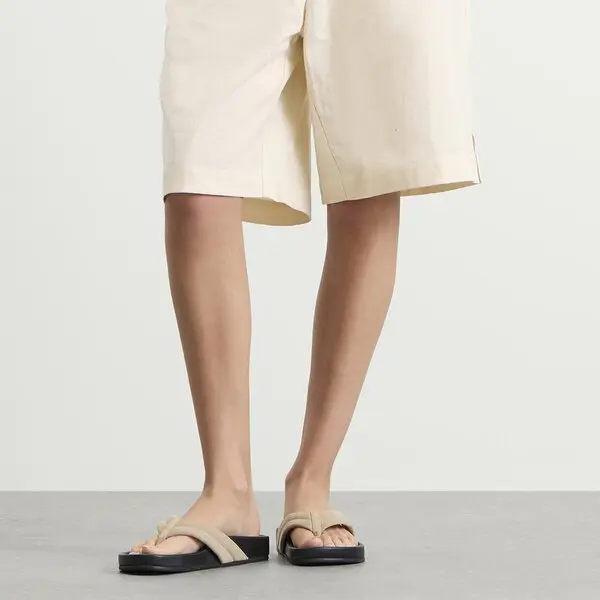 ST. AGNI Suede Stitch Detail Thong Slide