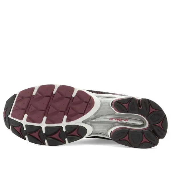 Saucony Progrid Triumph 4 Sneaker - Maroon/black