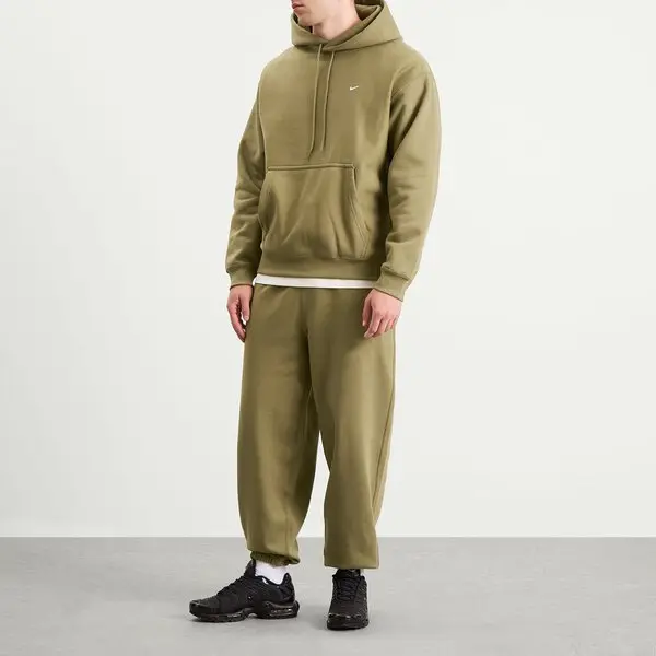 Nike Solo Swoosh Cuff Pant