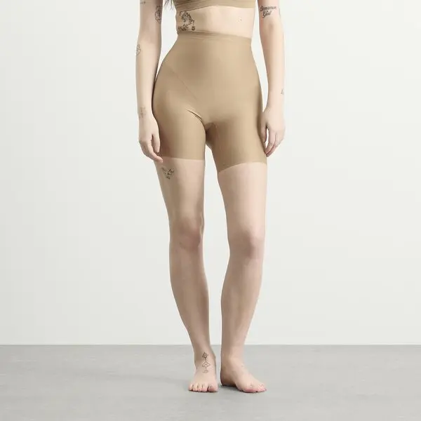 SKIMS Body Core Sculpt Mid Rise Shorts