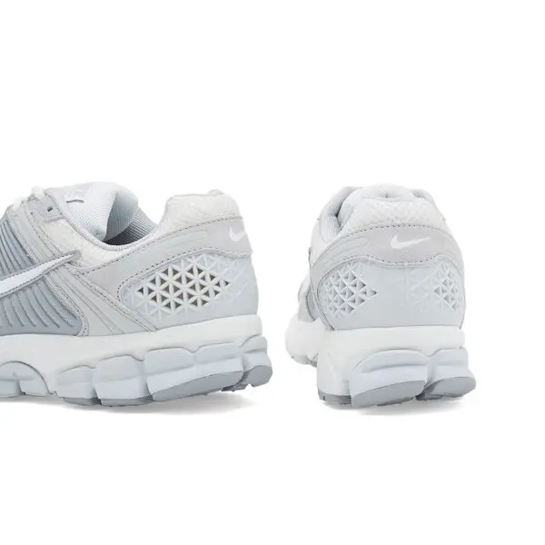 Nike Zoom Vomero 5 Sde W Trainers - Platinum//grey
