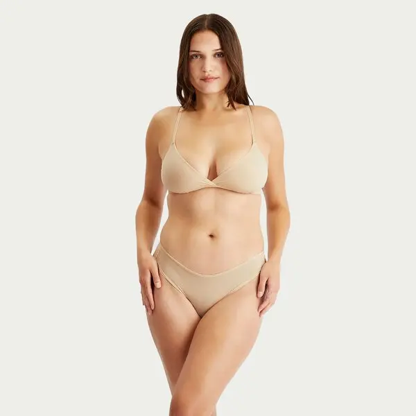 SKIMS Fits Everybody Crossover Bralette - Sand