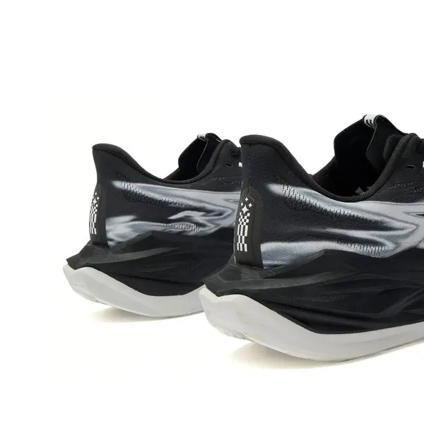 Asics Superblast 3 Sneaker