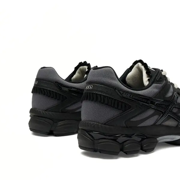 Asics X Griff Gel-cumulus 16 Sneaker - Black