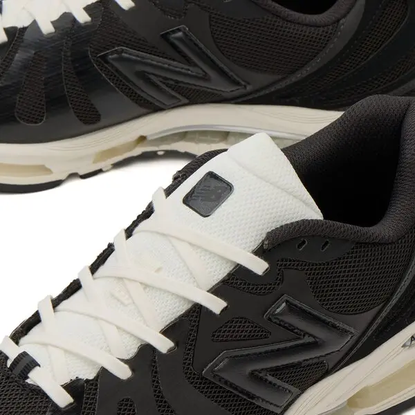 NEW BALANCE X Jjjjound 1890 Sneaker - Black