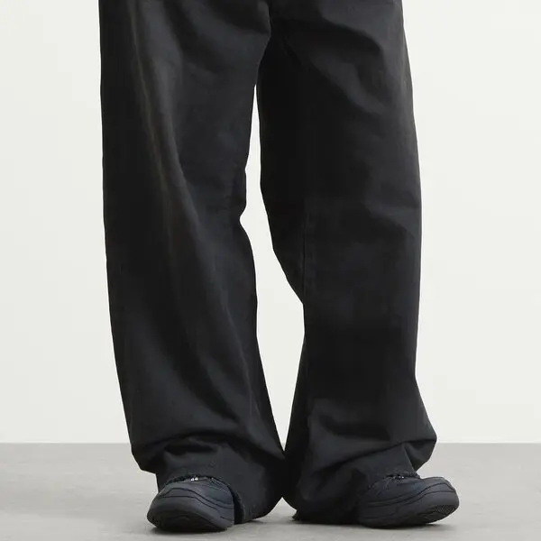 Balenciaga Hamptons Worn Out Sneaker