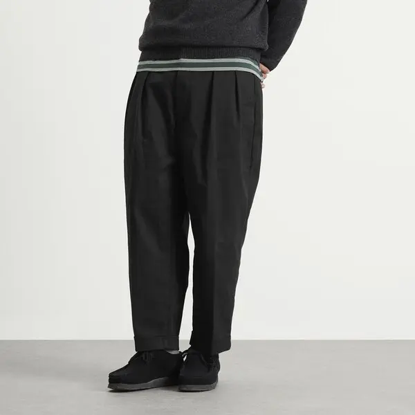 BEAMS 2 Pleat Chino - Black