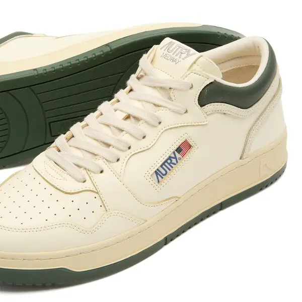AUTRY Med-way Mid Leather Sneaker